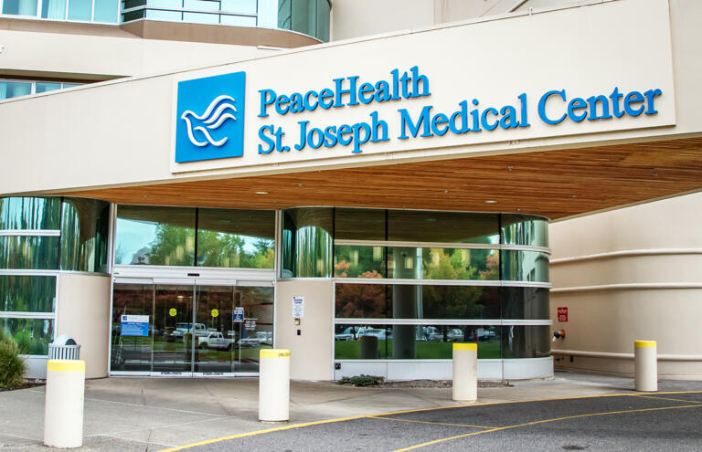 Hundreds of PeaceHealth nurses plan to picket for new contract ...