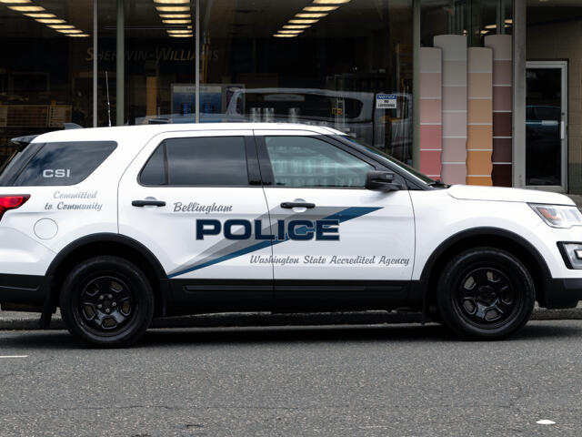 Man in custody after attempted robbery in downtown Bellingham | Classic ...