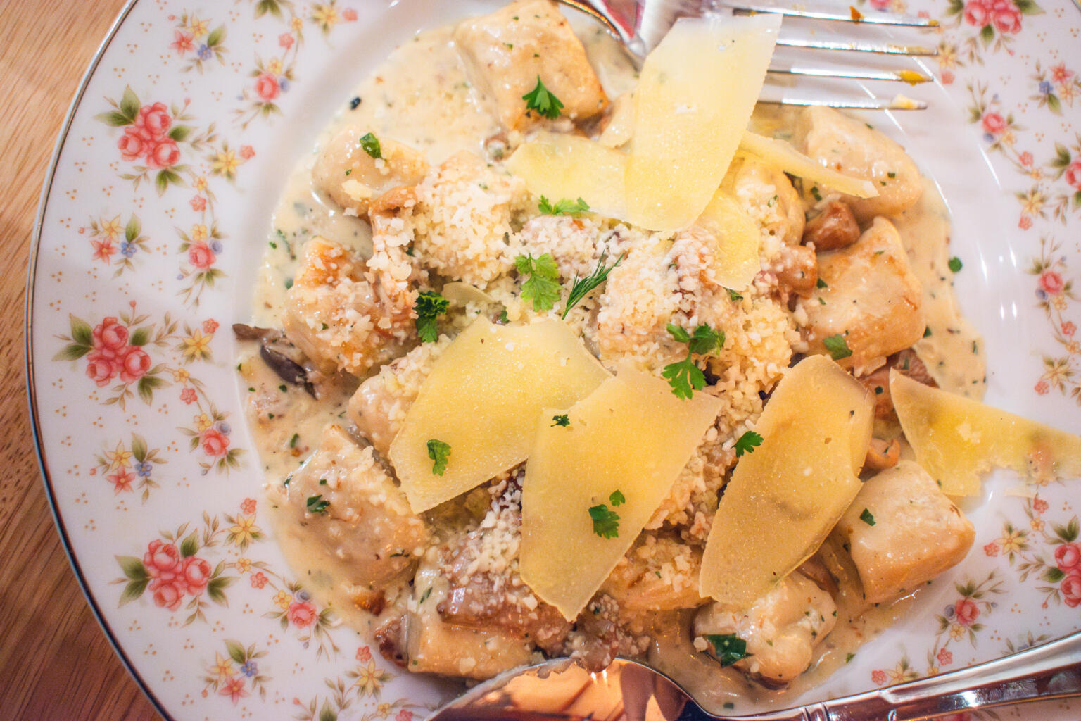 Dan and Izzi Rehbein: Owners of Roe - My Bellingham Now