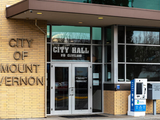 Mount Vernon institutes hiring freeze amidst multimillion-dollar budget ...