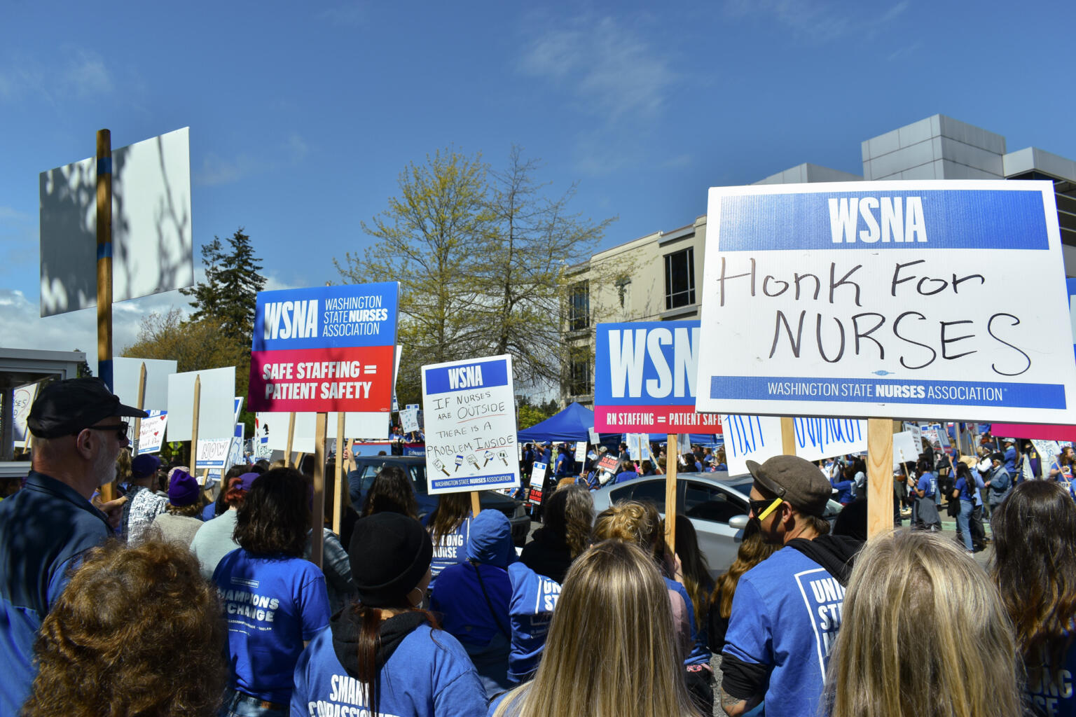 PeaceHealth nurses vote to ratify new contract | Classic Rock 92.9 KISM